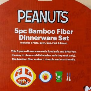 Peanuts | Dining | Peanuts Snoopy 5pc Bamboo Fiber Kids Dinnerware Set ...